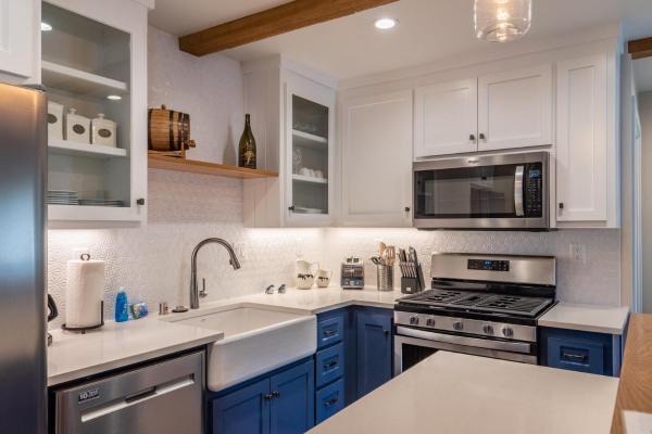 The Top Shelf - Austin Hope Winery, Paso Robles