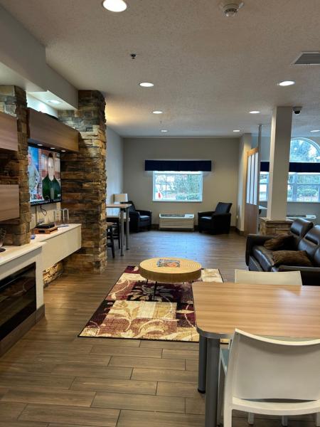 Microtel Inn & Suites By Wyndham - Lynchburg, VA