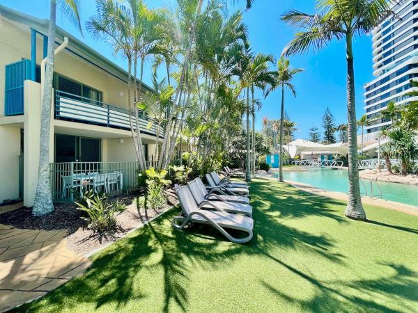 Diamond Beach Resort, Poolside Villa #40 - Broadbeach