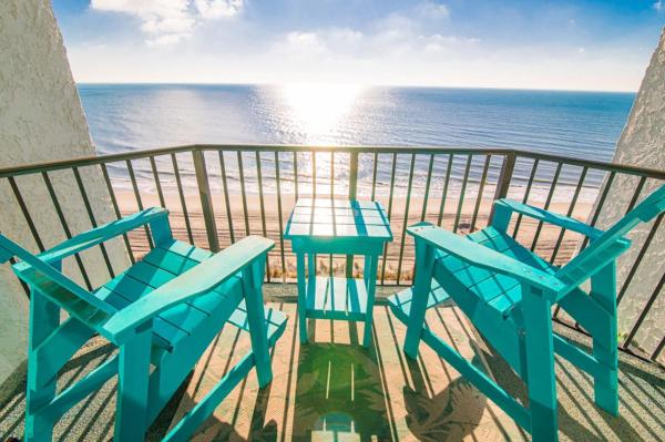 Modern Pet Friendly Oceanfront Condo - Myrtle Beach, SC