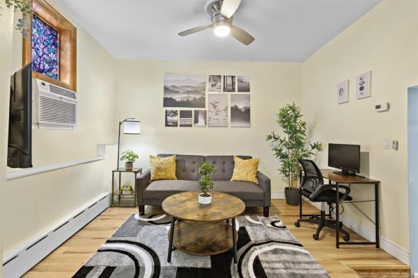 Cozy Apartment With Max Comfort - Bayonne, NJ