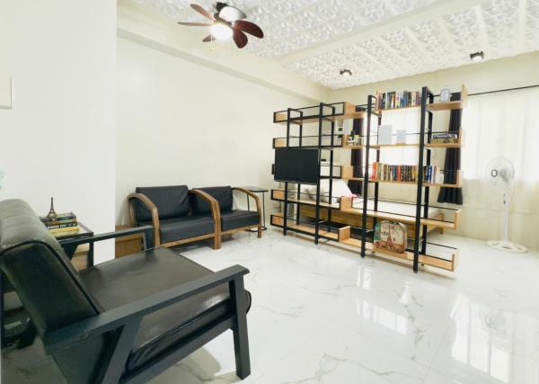 Modern Simplicity: Cozy @Nuvali - Calamba