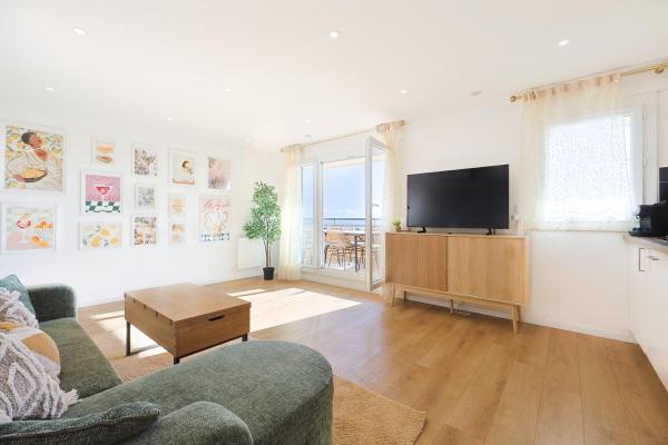 Vue Mer Sublime, Terrasse Ensoleillée Et Parking - Nice