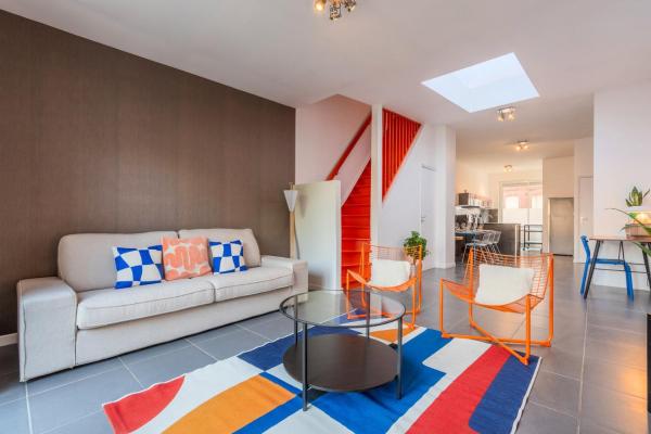 Maison 3 Chambres Avec Jardin, Proche Métro - Croix