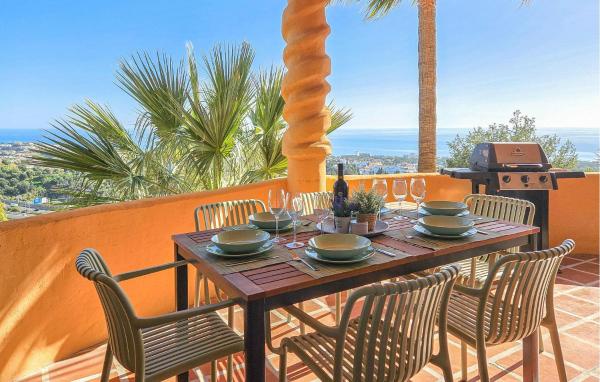 Lovely Apartment In Calahonda With Wifi - Calahonda