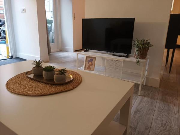 Cute Apartament City Center - Reeuwijk