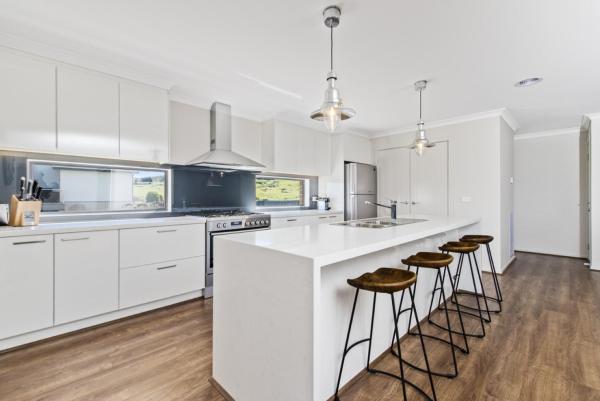 Shellina - Apollo Bay Accommodation - Apollo Bay