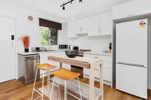 800m To The Beach, Stylish, And Perfect Location - Kingsley