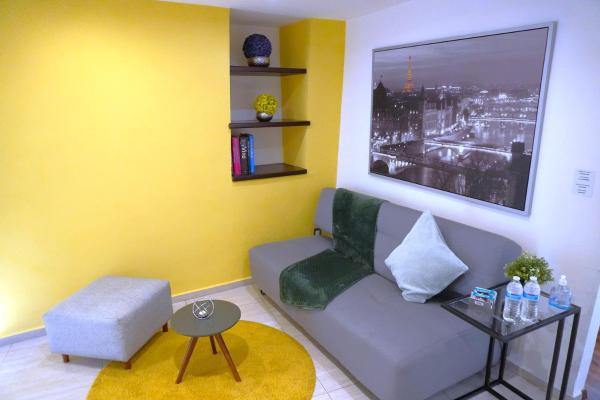 Departamento Con Excelente Ubicación - Álamos