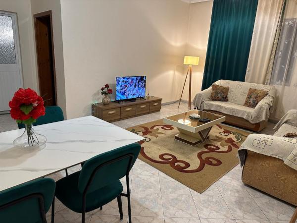 Seaside Superior Apartment - Durrës