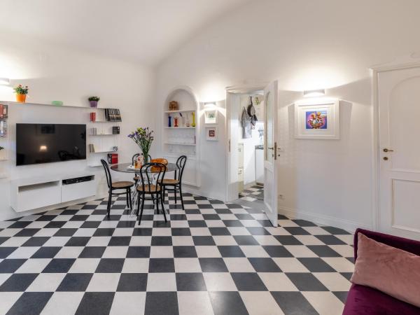 Santa Croce View Cool & Air Condizioned Private Entrance Apartment - Florence