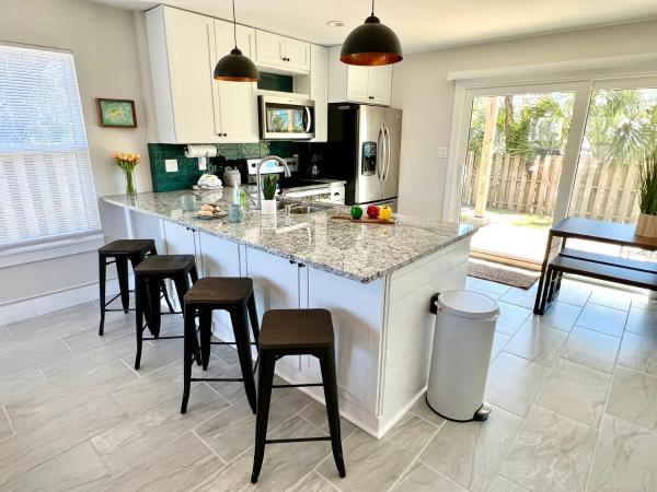Island Gardens 101 - Aqua La Vista Baby - Fort Walton Beach, FL