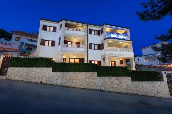 Apartments Villa Luxor - Okrug Gornji