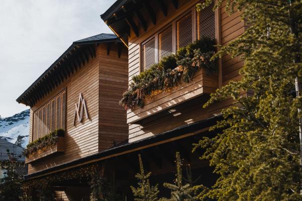 The Mountains Hotel - Sierra Nevada