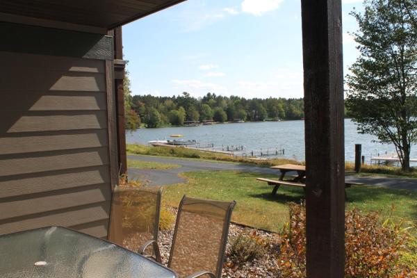 2 Bedroom Condo, Duck Lake Lower - Eagle River, WI