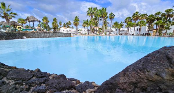 Blue Oasis - Corralejo