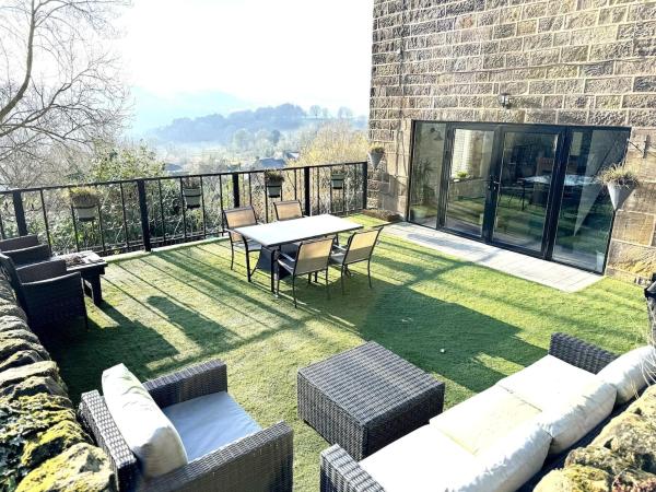 Peak District Getaway Retreat! The Most Stunning Garden Views - Firepit - Brand Newly Refurbished - Perfect For Friends & Family Getaways - マットロック