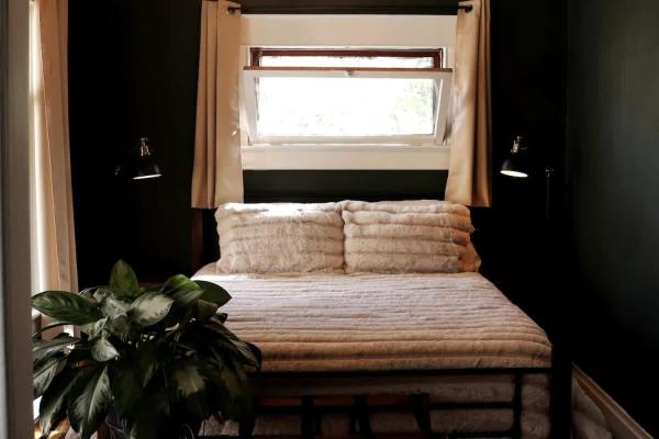 Private Downtown Cottage With Private Parking - Colorado Springs, CO