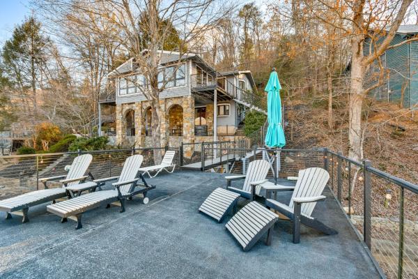 Hot Tub And Deck Cabin In Blue Ridge Mtns - Lake Lure, NC