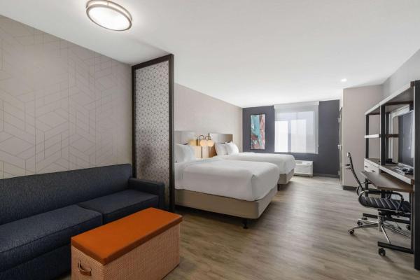 Everhome Suites Corona - Riverside, CA