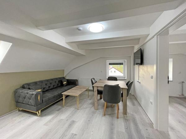Schickes Apartment Für 3 Personen Plus Schlafcouch - Langenau