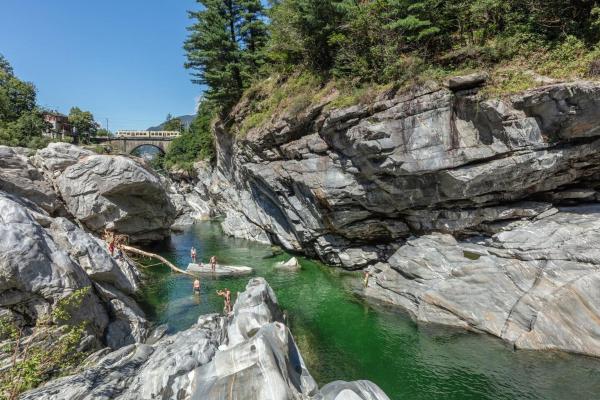 Clara By Fewotessin - Locarno