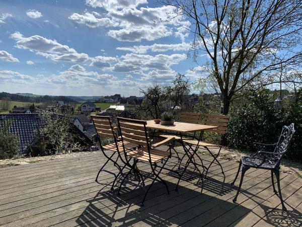 Ferienwohnungen-willrich-ferienwohnung-1 - Blankenheim