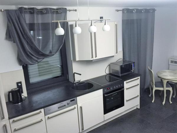 Moderne 3 Zimmer Wohnung Mit Separatem Eingang - Hanover