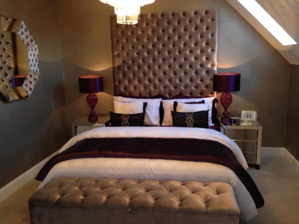 Luxury Private King Room With Huge Ensuite - Brentwood