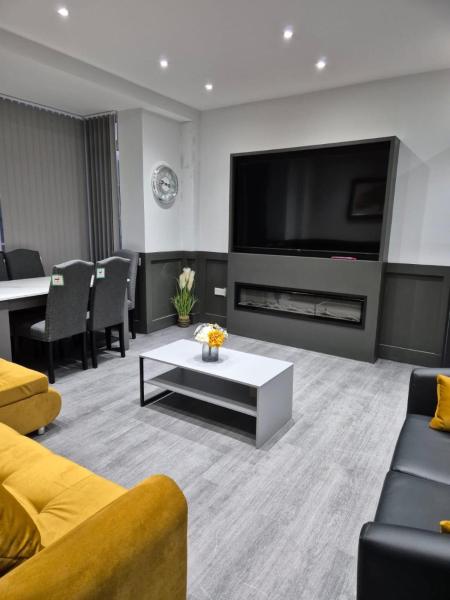 Serenity Holiday Apartments - Blackpool