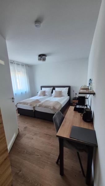 Apartments Seibel Doppel-zweibettzimmer 1 Mit Bad - Metzingen