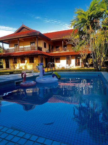 Tropical Pool Villa Langkawi - Pantai Cenang