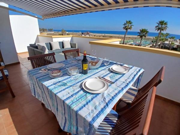 Vera Mar 5 Front Line Beach Apartment - Vera