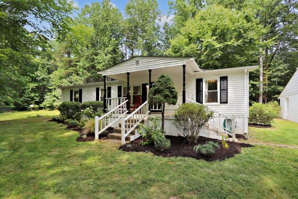 The Farmer's Cottage At Kings Crossing - Stafford, VA