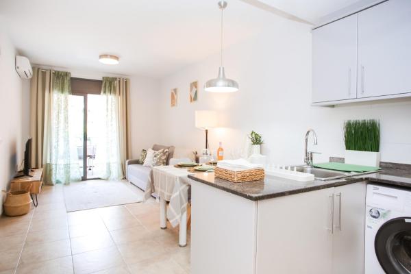 Es Freus Modern Apartment In Quiet Area - Catalogne