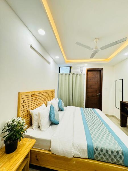 Hotel Ashram View Just 10 Minute Away Form Nizamuddin Railway Station - Neu Delhi