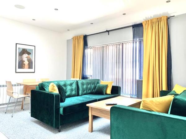 Premium 2 Bed Apartments - Thatcham Broadway - Hampshire