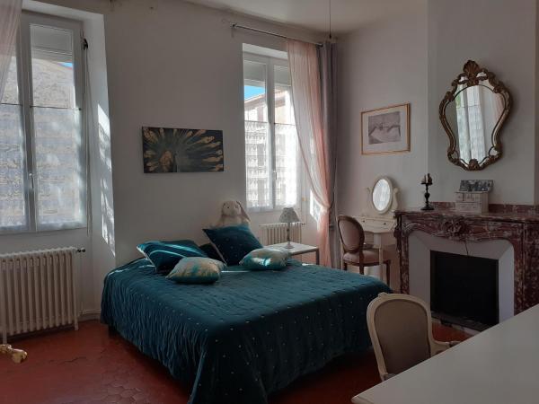 Grande Chambre Avec Parties Communes En Bord De Mer - Port-la-Nouvelle