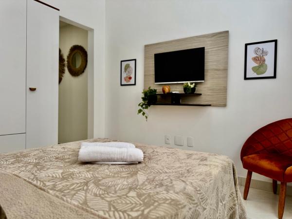 Stay Just 2 Blocks From Copacabana Beach Cozy & Convenient Retreat! - Copacabana