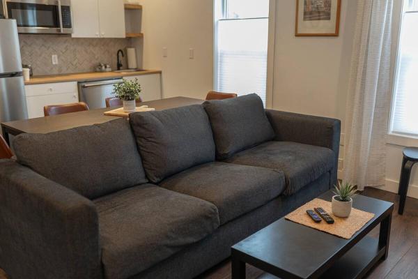 Newly Renovated 4 Bdrm House By Stayin - Fernie
