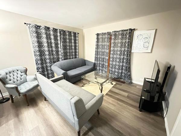 A Quiet And Decent 3 Bedroom Apartment - Kirkland Lake