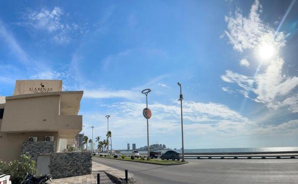 Hotel Cabinas Al Mar - 馬薩特蘭