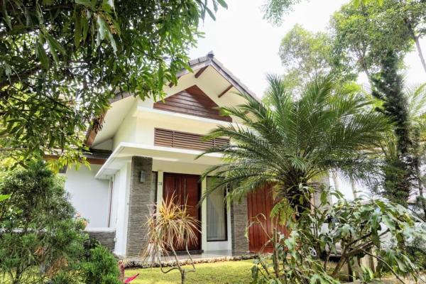 Family Only Homey Villa With Mountain View - De Reiz Cemara Syariah 3br - Bandung