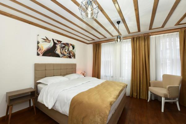 Historical Wood Dublex Apt At Taksim&galata - Karaköy