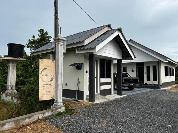 Rest Homestay 2 - Tanah Merah