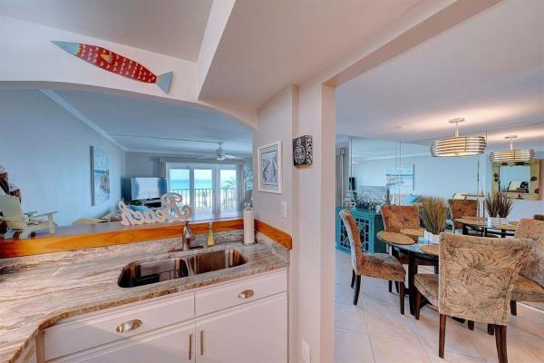 Mariner East #201 1 Br 2 Ba Amazing Balcony! - Panama City, FL
