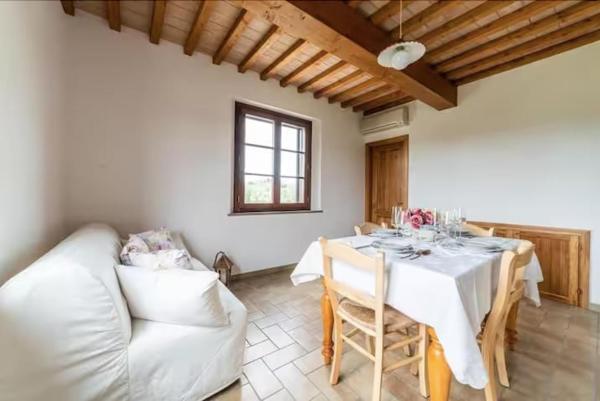 Grand Cherry Tree, 8 Beds - Certaldo
