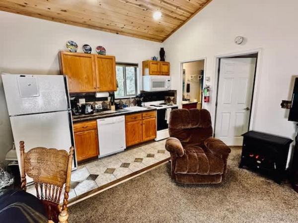 Yosemite Woods Duplex In Yosemite-upper Unit - Yosemite Valley, CA