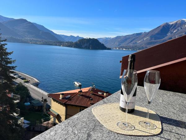 The Lake Suite Fiumelatte - Lake Front Apartment - Varenna