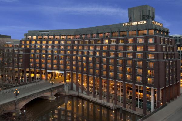 Steigenberger Hotel Hamburg - Hamburgo